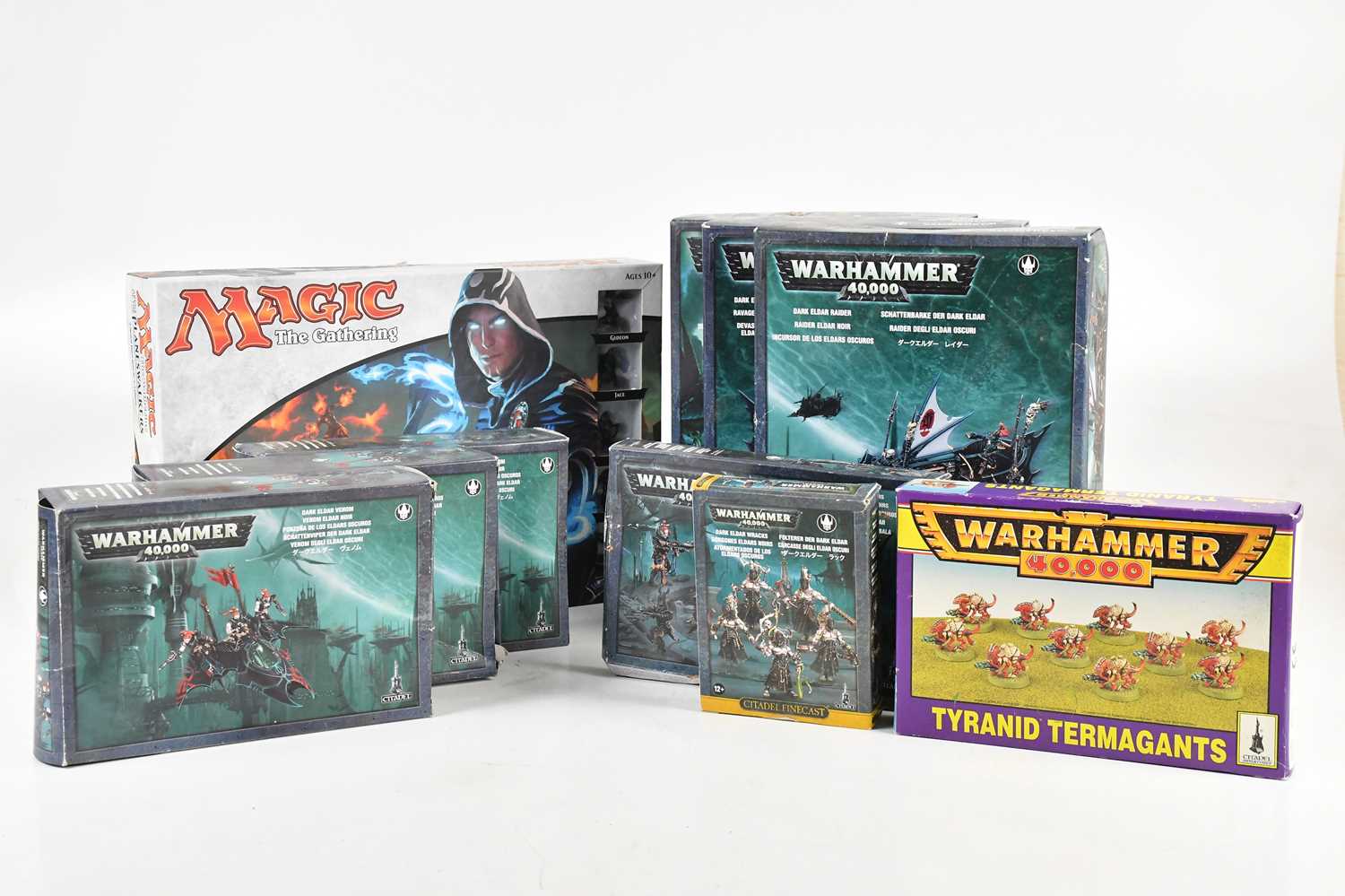 Lot 138 - WARHAMMER; nine Warhammer 4000 model kits