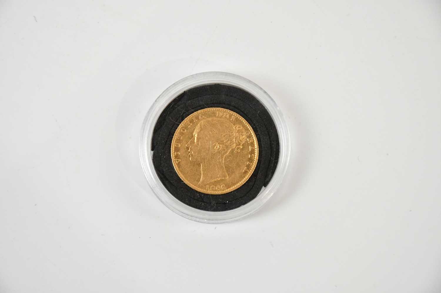 Lot 677 - A Victorian shield back full sovereign,