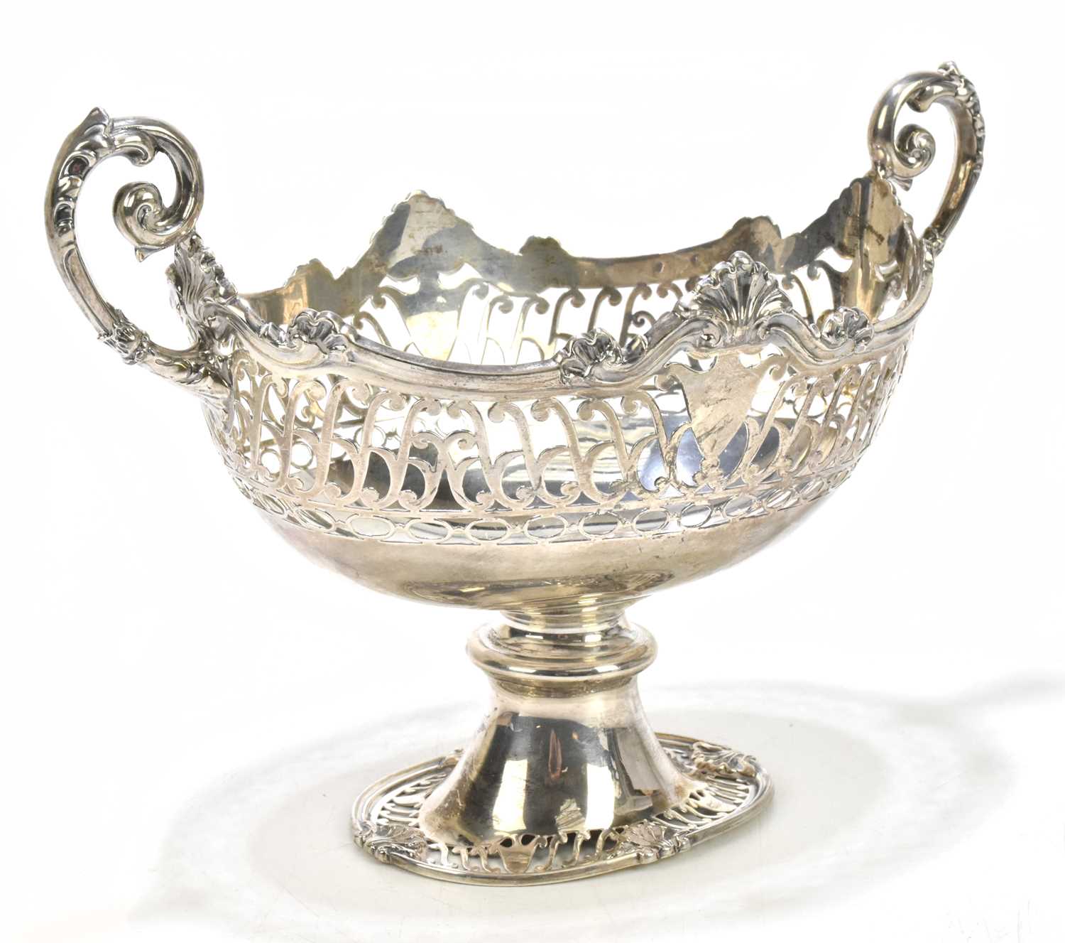 Lot 1135 - WILLIAM HUTTON & SONS; an Edward VII
