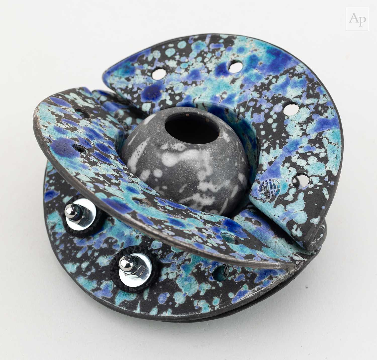 Lot 224 - ERIC MOSS (born 1959); a small raku