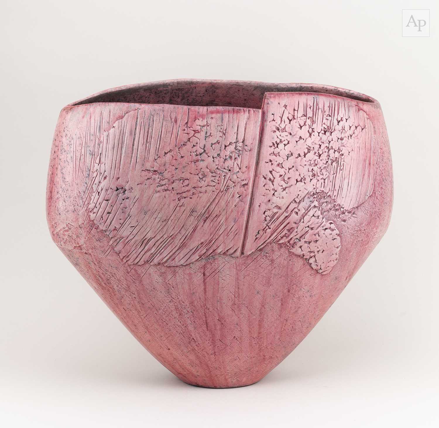 Lot 669 - STEPHEN MURFITT (born 1953); an angular raku