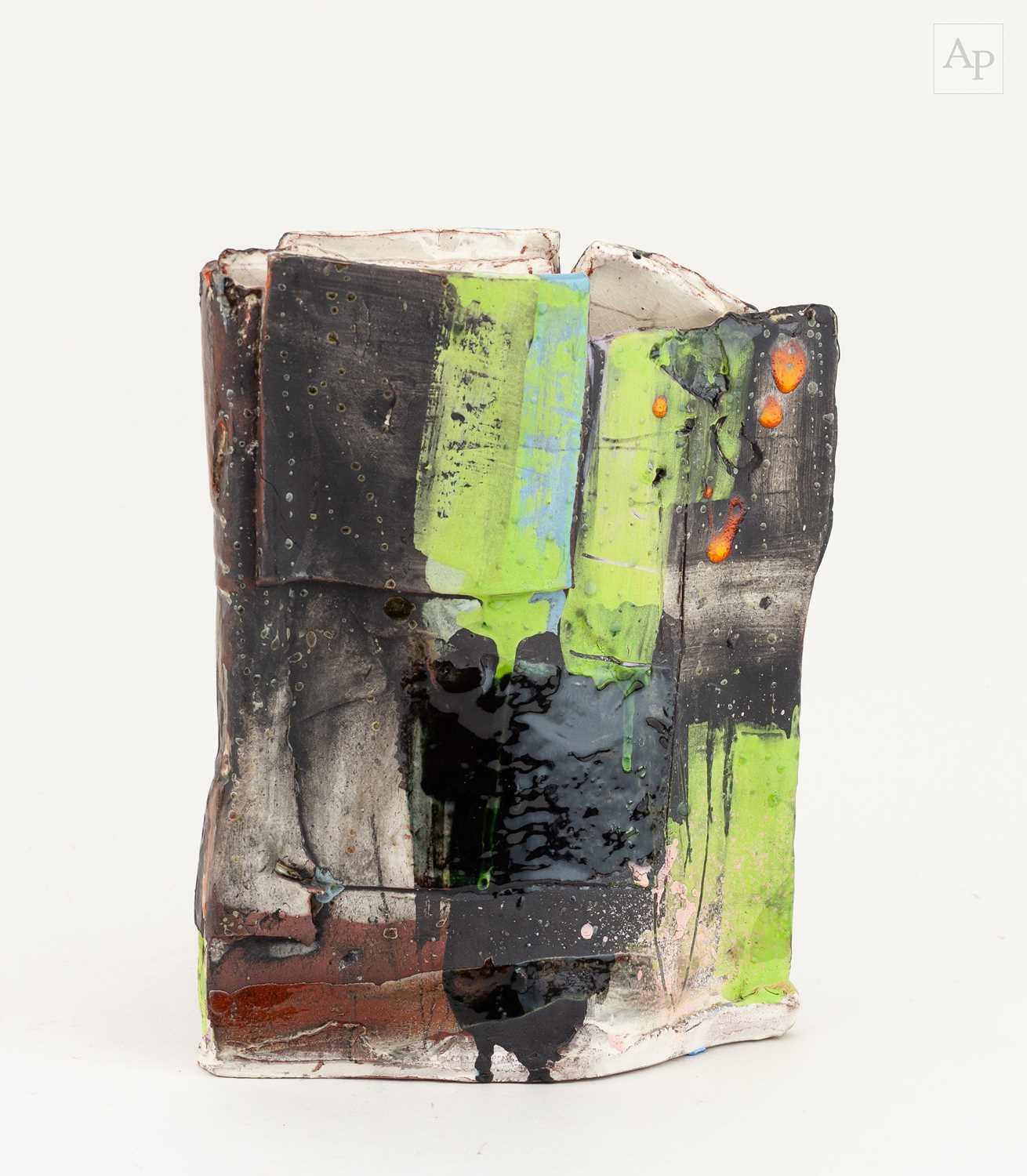 Lot 62 - BARRY STEDMAN (born 1965); a flat slipware