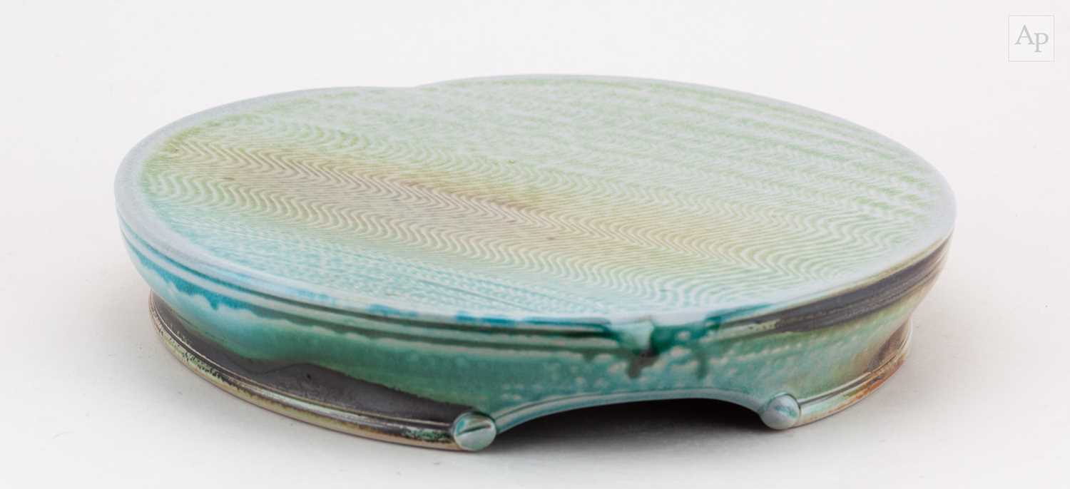 Lot 494 - MAY LING BEARDSMORE (born 1970); a stoneware