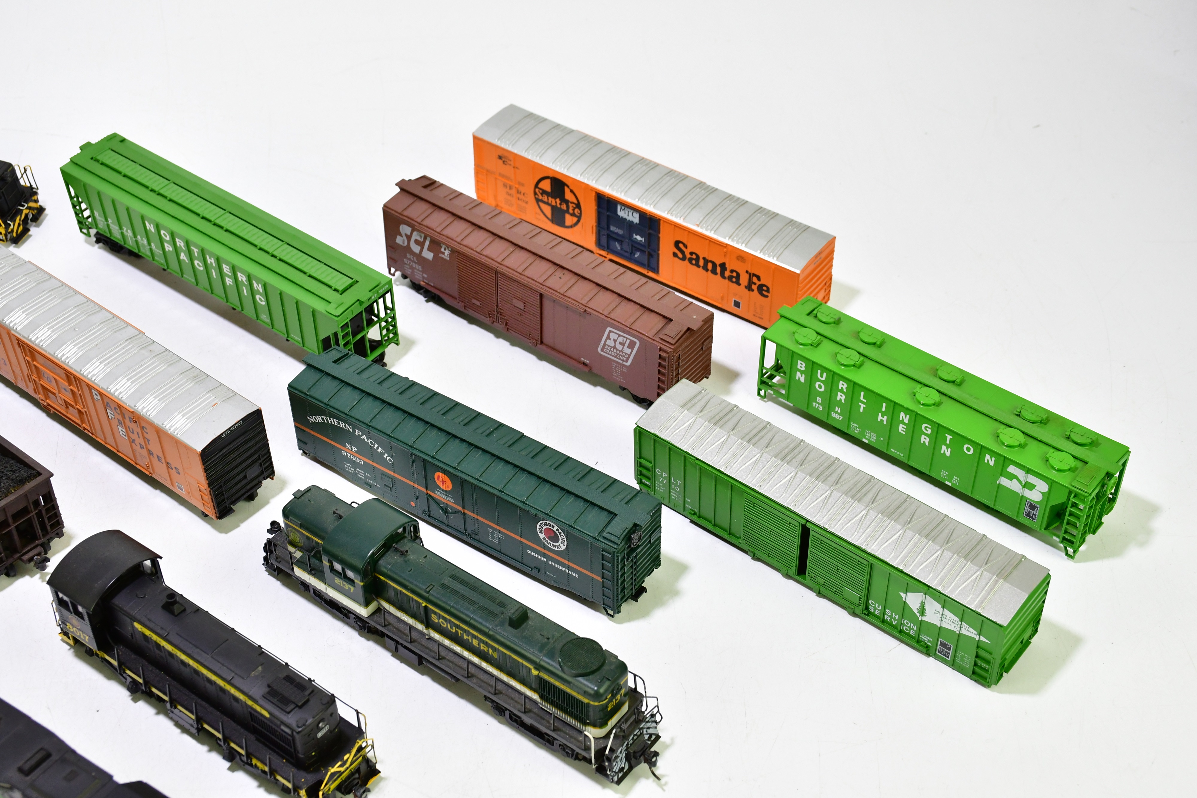 Lot 281 - A group of carriages to include Cato and