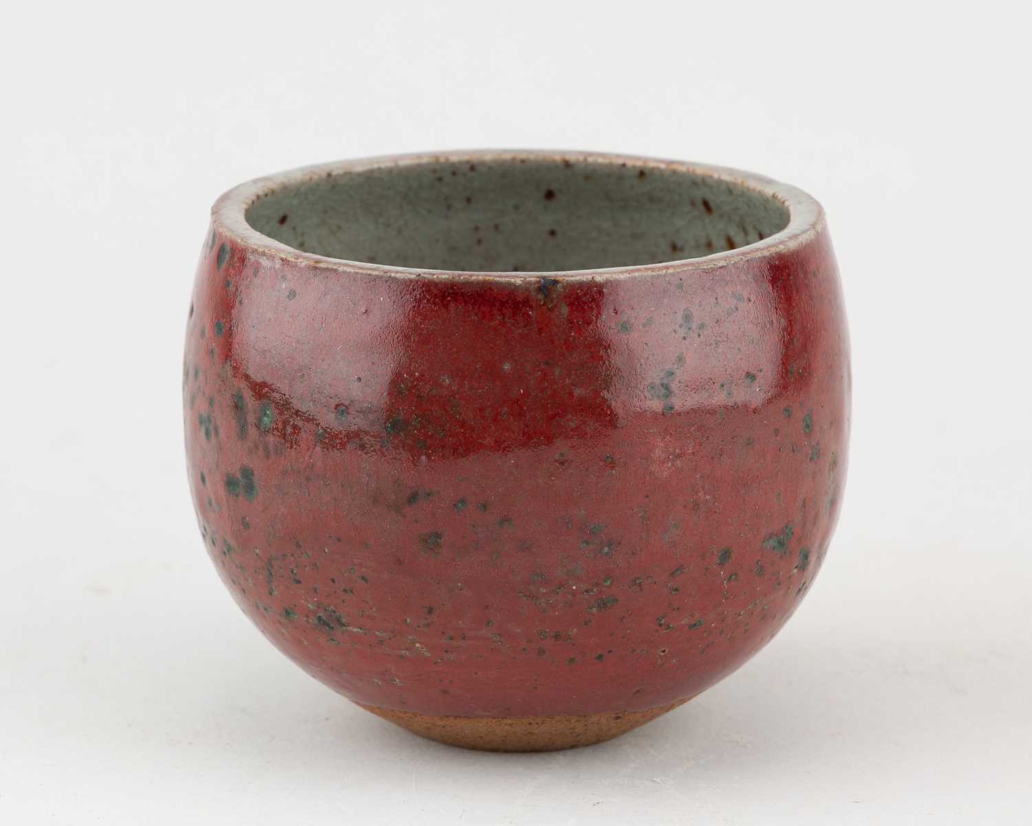 Lot 140 - DEREK DAVIS (1926-2008); a small stoneware